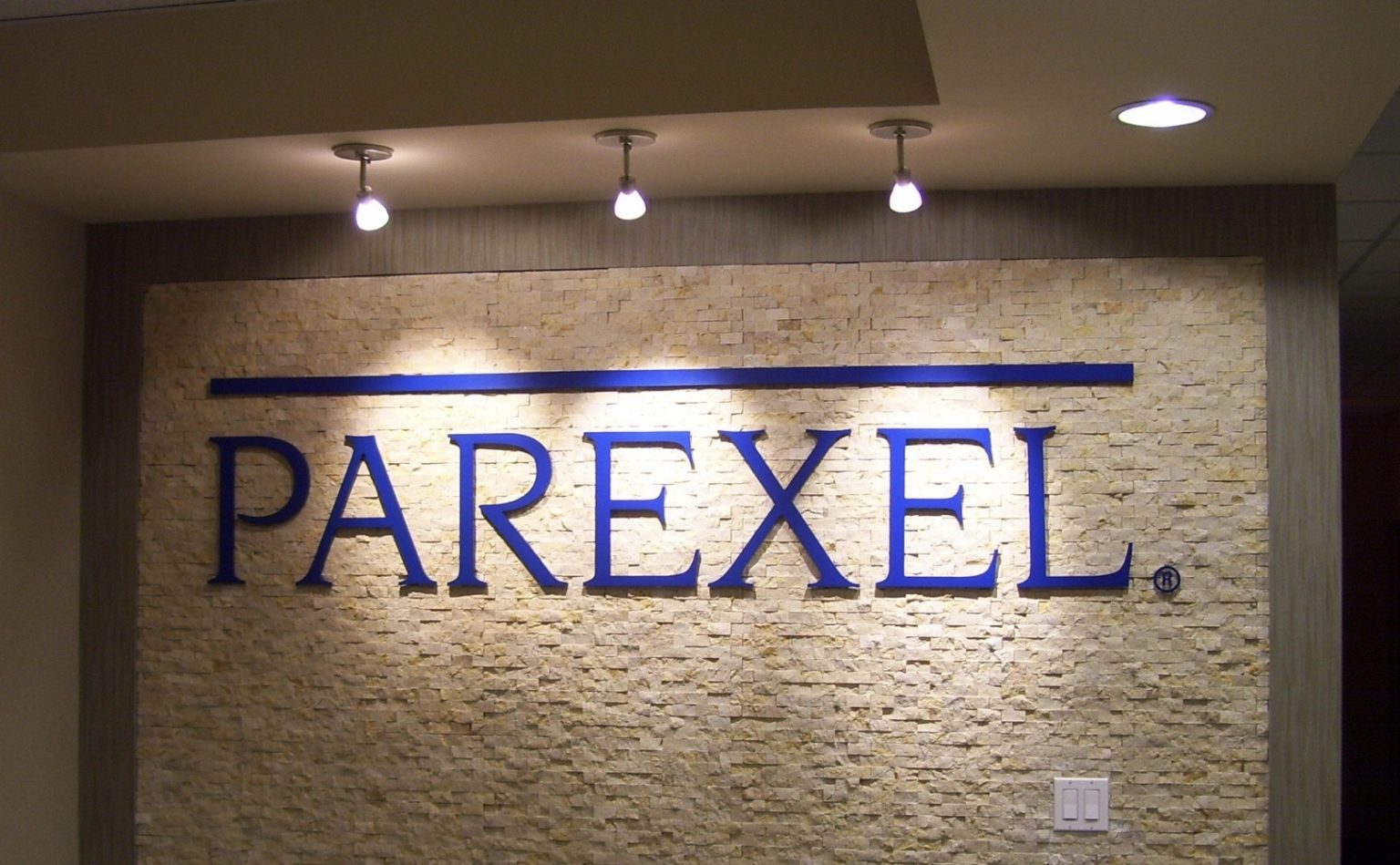 Design Considerations for Interior Lobby/Reception Signs – Sign Specialists